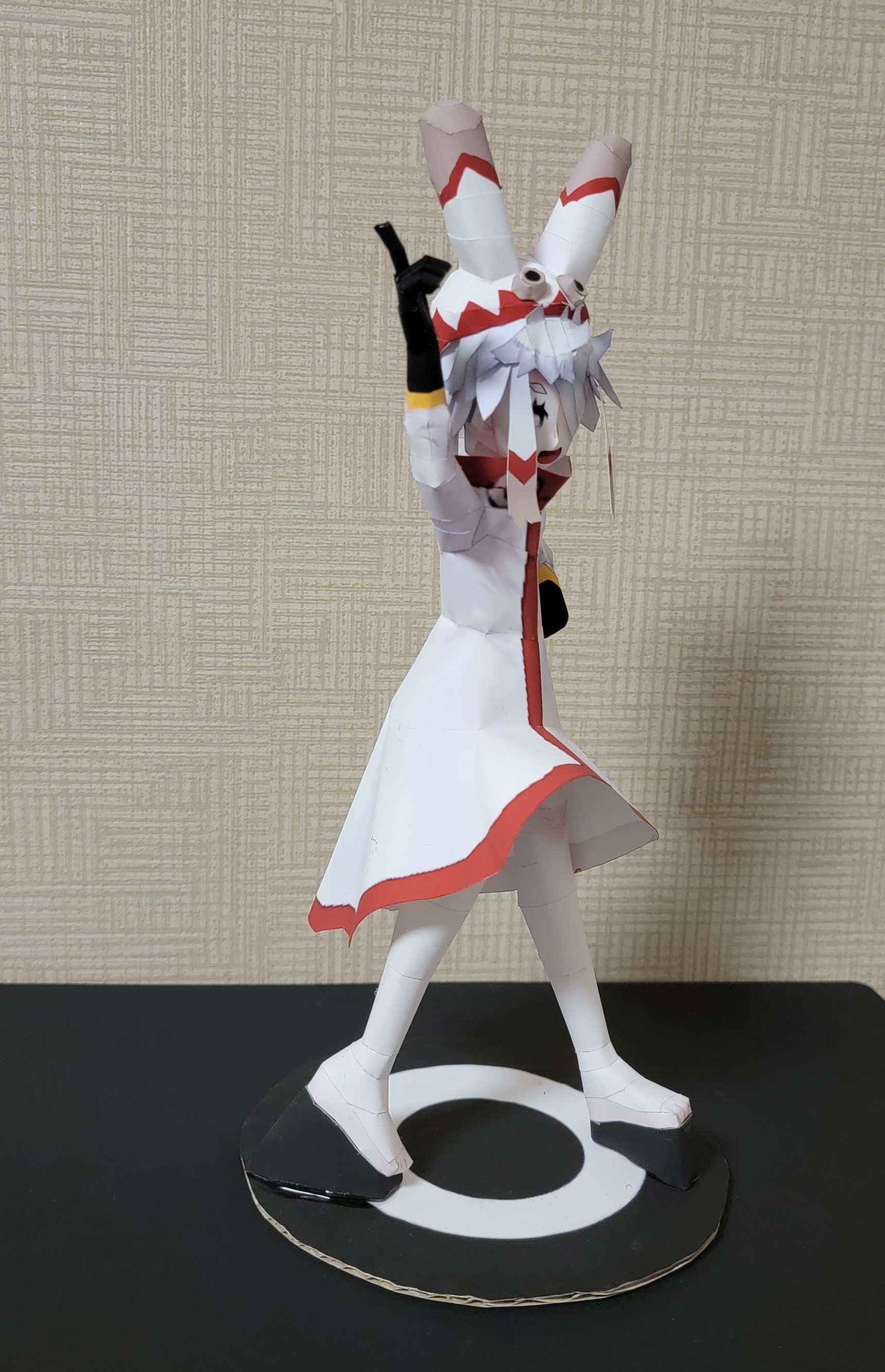 ラタ擬 ピョコラッパ 【ペーパークラフト】 - hbr - BOOTH